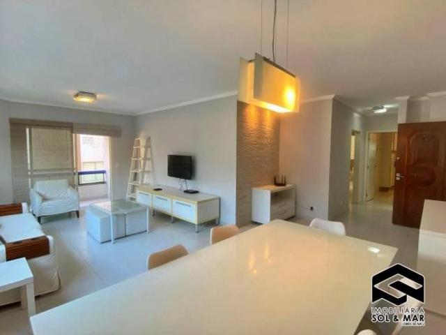 APTO ENORME, TODO REFORMADO, EM EXC. LOCALIZAÇÃO, APENAS 200MTS DO MAR!