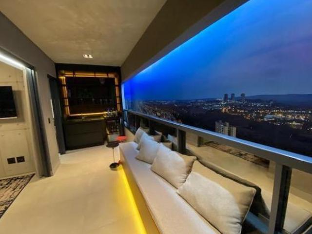 Apto Estilo Loft no Ed Icon | Aqui na Rosa e Rangel Consultoria e Assessoria Imobiliária