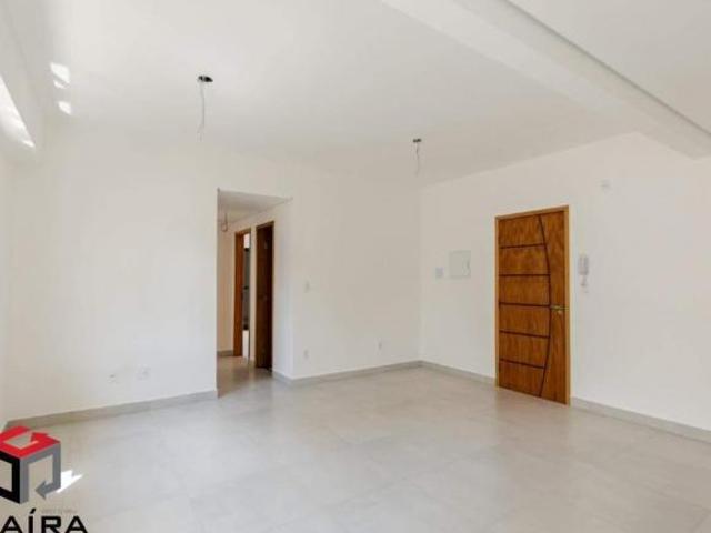 APTO GARDEN de 128 m² de área total e 2 vagas, com Elevador Cond. de baixo custo. Vila Guiomar S