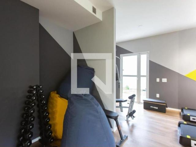 Apto, Itaquera, 1 Quarto, 17 m2 São Paulo