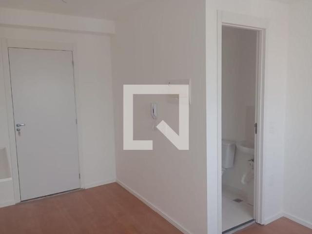 Apto, Itaquera, 1 Quarto, 17 m2 São Paulo