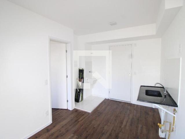 Apto, Itaquera, 1 Quarto, 26 m2 São Paulo