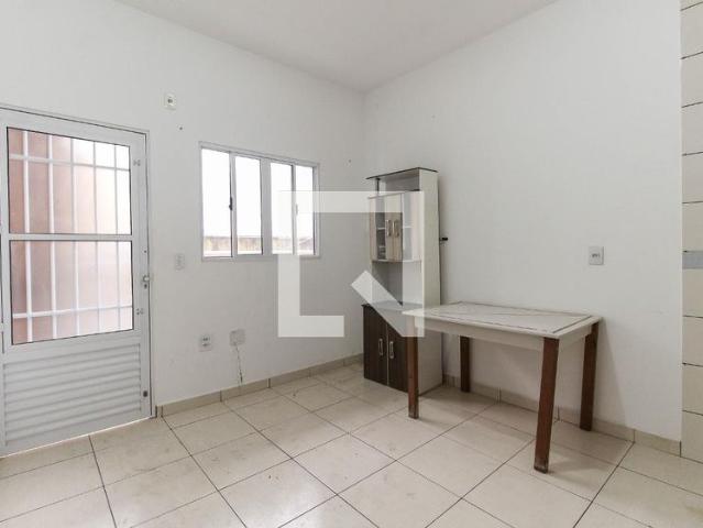 Apto, Itaquera, 1 Quarto, 35 m2 São Paulo