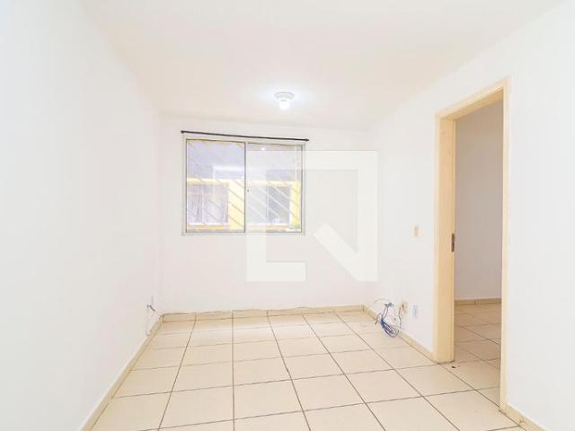 Apto, Itaquera, 2 Quartos, 40 m2 São Paulo