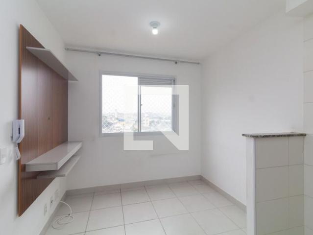 Apto, Itaquera, 2 Quartos, 33 m2 São Paulo