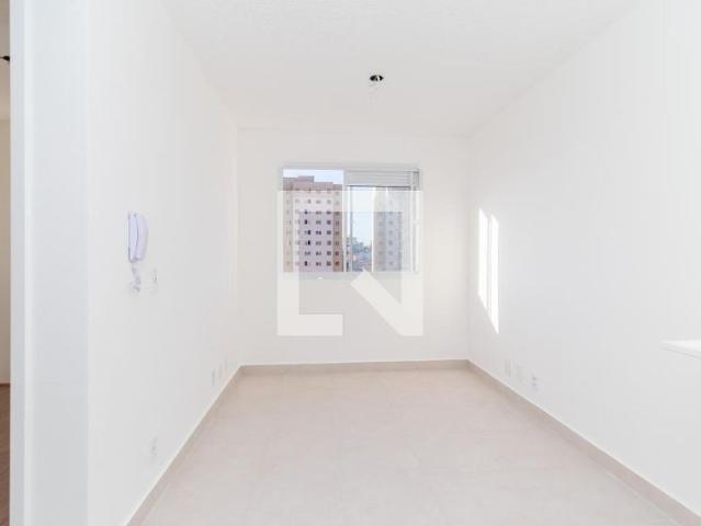 Apto, Itaquera, 2 Quartos, 32 m2 São Paulo