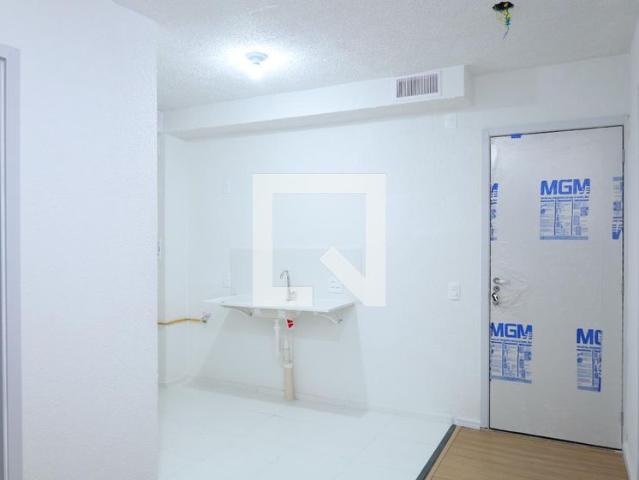 Apto, Itaquera, 2 Quartos, 32 m2 São Paulo