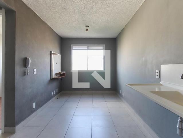 Apto, Itaquera, 2 Quartos, 32 m2 São Paulo