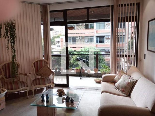 Apto, Icaraí, 3 Quartos, 150 m2 Niterói