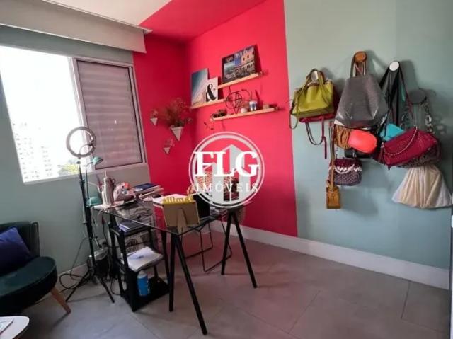 Apto impecável na Mooca com porteira fechada