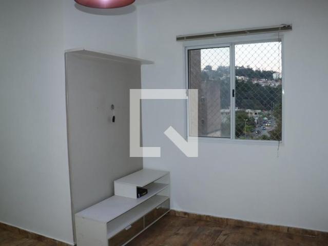 Apto, Jardim Central, 2 Quartos, 42 m2 Cotia
