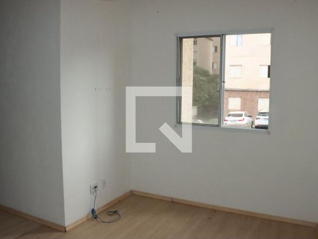 Apto, Jardim Central, 2 Quartos, 48 m2 Cotia