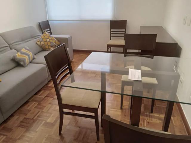 Apto locação mobiliado ou sem 02 dorm, 02 banh, 01 vaga, 85m localização 01 quadra da av paul