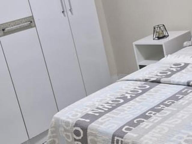 apto para dividir no Costa Azul