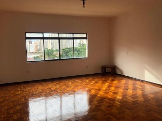 Apto para investidores no centro | Aqui na Imobiliária Rosa e Rangel