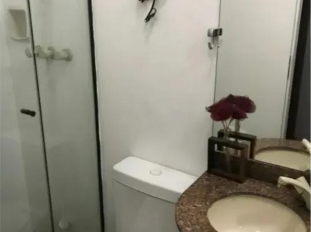 Apto para locação MOBILIADO com 01 suíte, sala ampla, 02 banheiros completos, 55m e lazer com aca