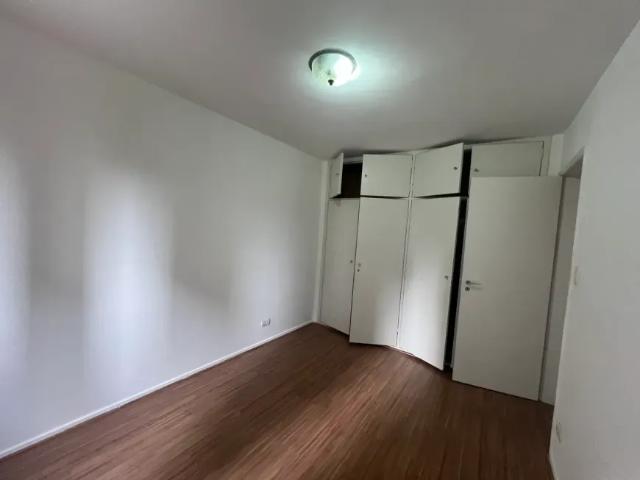 Apto para locação na Rua Oscar Freire com 2 dormitórios Pinheiros São Paulo SP