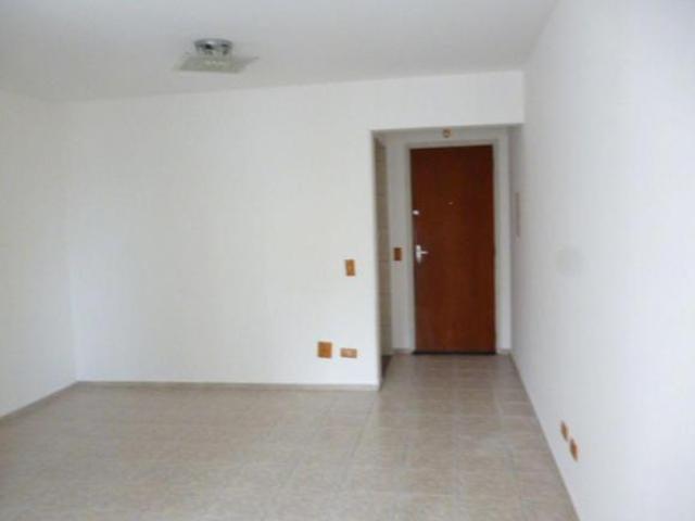 Apto. para vender de 68 m2 de AÚ, na Vila Madalena