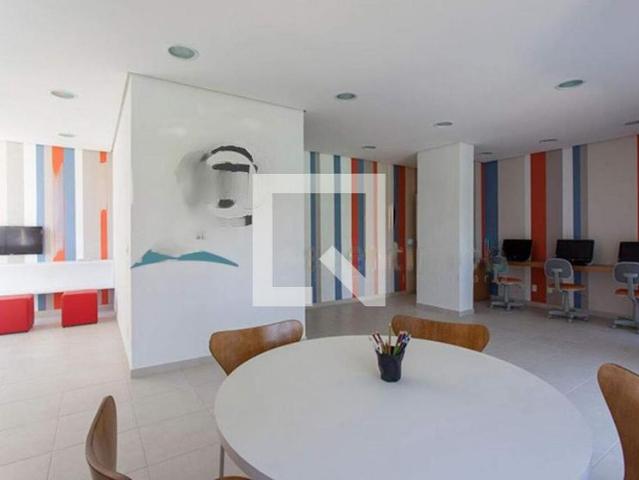 Apto, Parque Industrial das Oliveiras, 2 Quartos, 73 m2 Taboão da Serra