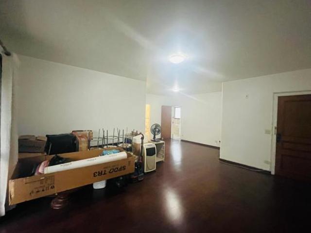 Apto pronto, desocupado e reformado no Leoneto Carletti, 3 ou 4dorms, varanda e 2 vagas