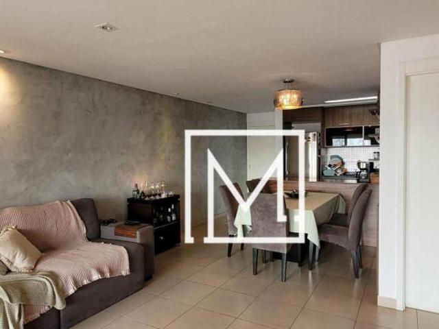APTO REFORMADO COM SALA ESTENDIDA