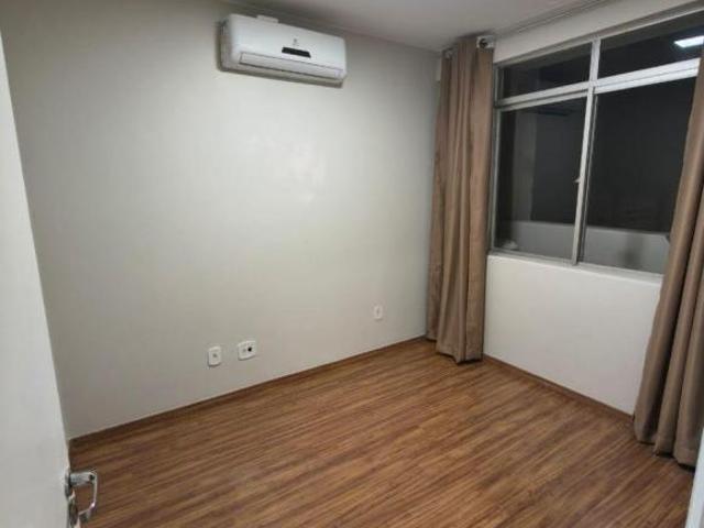 APTO REFORMADO COM VARANDO PRONTO PRA MORAR