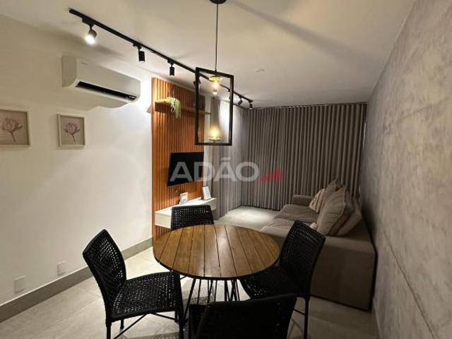 Apto Reformado Setor Oeste 2/4 Apartamento com 2 Quarto s por R$ 650000.00 no setor Setor Oeste IN
