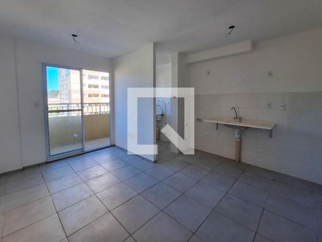 Apto, Rio do Ouro, 2 Quartos, 46 m2 São Gonçalo