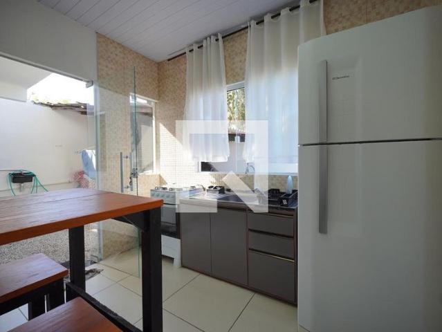 Apto, São João do Rio Vermelho, 1 Quarto, 25 m2 Florianópolis