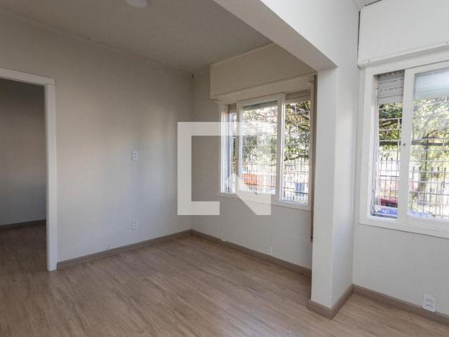 Apto, São Sebastião, 2 Quartos, 64 m2 Porto Alegre