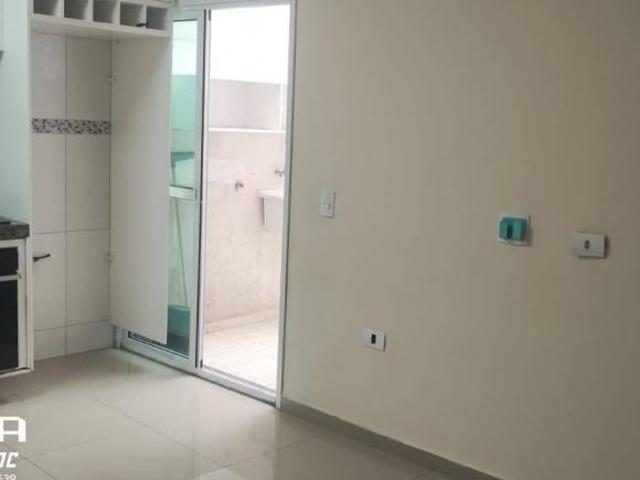Apto sem condomínio na Vila Aquilino