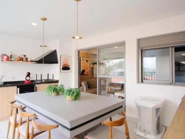 APTO SEMI MOBILIADO E DECORADO, 03 SUÍTES, TERRAÇO GOURMET, 02 VAGAS !