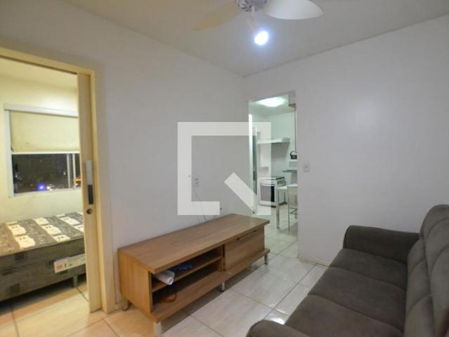 Apto, Teresópolis, 2 Quartos, 60 m2 Porto Alegre