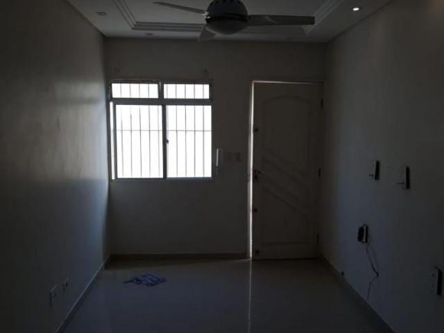 Apto térreo com dois dormitórios, Vila Cascatinha, em SV