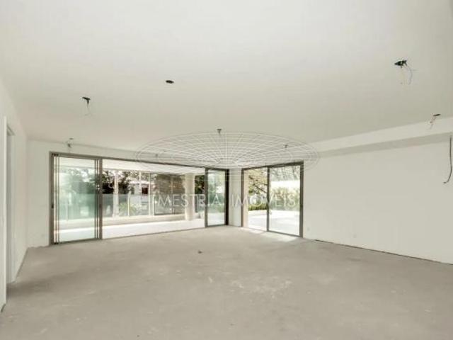 Apto tipo Garden | 358 m² | Próximo ao Ibirapuera | 3 vagas + depósito!