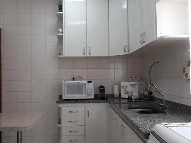 Apto venda, com locação 108 m2 3 DORMS 1 ste armários living sacada. Vaga. sol da manhã andar alto