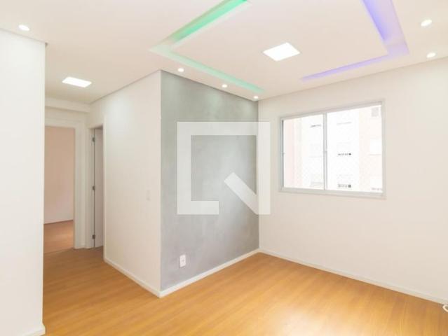 Apto, Vila Carmosina, 2 Quartos, 40 m2 São Paulo
