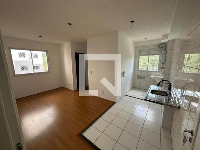 Apto, Vila Carmosina, 2 Quartos, 42 m2 São Paulo