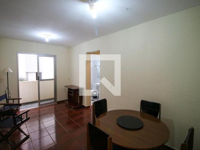 Apto, Vila Carmosina, 2 Quartos, 48 m2 São Paulo