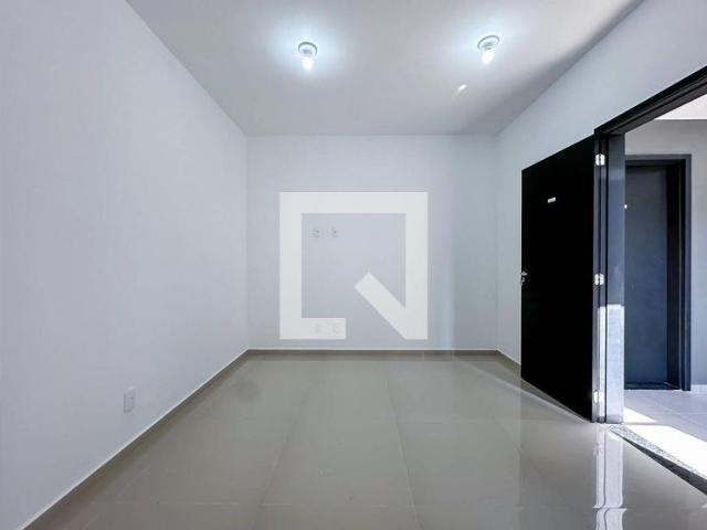 Apto, Vila Alpina, 2 Quartos, 40 m2 São Paulo