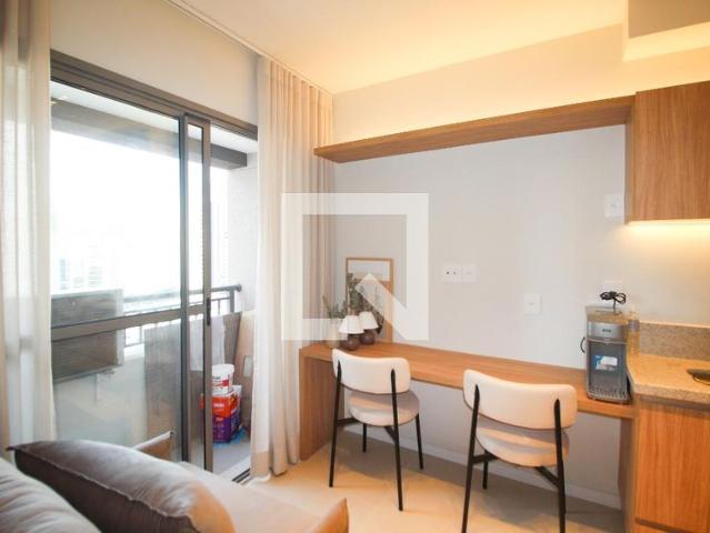 Apto, Vila Olímpia, 1 Quarto, 25 m2 São Paulo