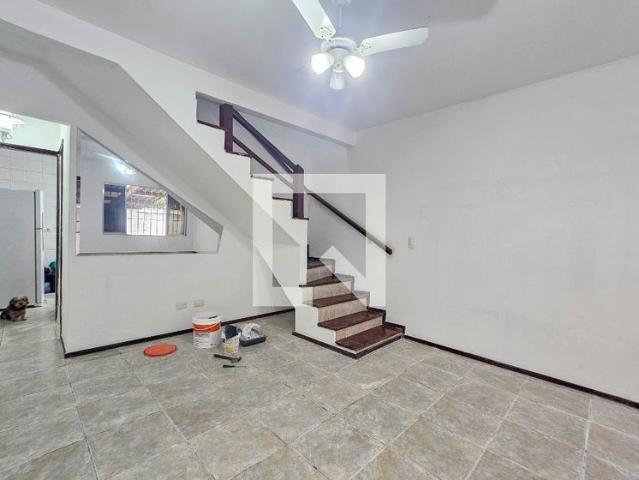 Apto, Vila Santa Rosa, 2 Quartos, 100 m2 Guarujá