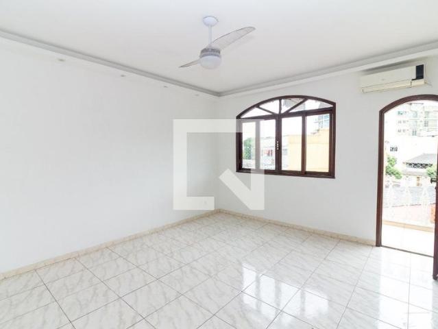 Apto, Vila Valqueire, 2 Quartos, 90 m2 Rio de Janeiro