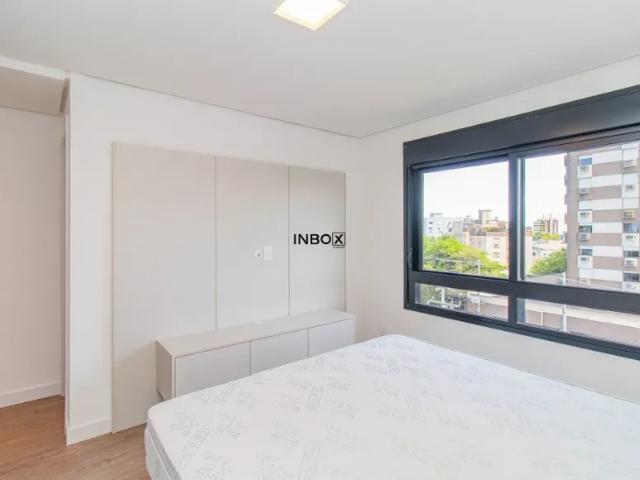 APTO 02 quartos 01 suíte e 2 vagas com 70,01m² no bairro Menino Deus, Porto Alegre