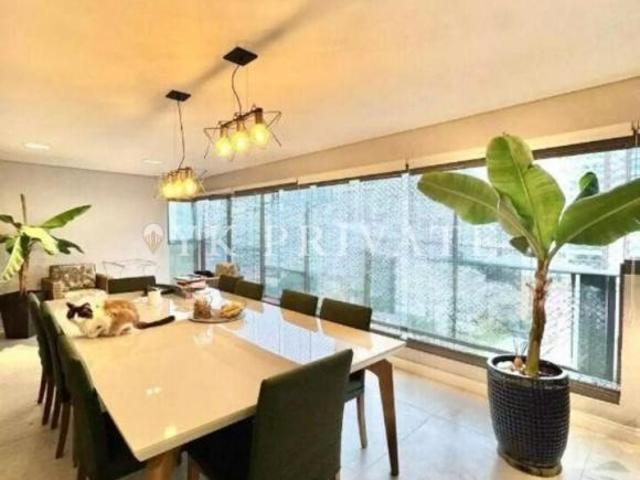 Apto 180 m²  3 Suítes  4 banheiros  3 vagas  + depósito! Vl Leopoldina!