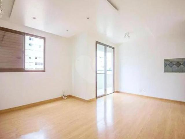 Apto 126m² Perdizes – 3 quartos, 1 suíte, 1 vaga, andar alto, região arborizada e estratégica