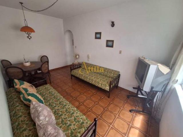 Apto 1 dorm 400m da praia Enseada, 1 vaga