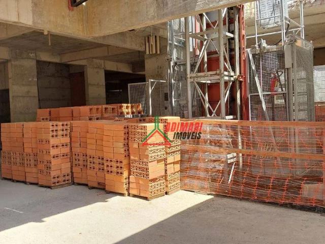 Apto 1 suíte, 1 vaga em construção