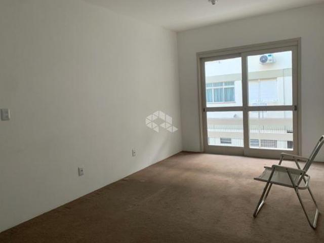Apto 1 quarto com SACADA e Vaga de garagem cob e escriturada