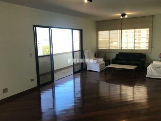 Apto 200 m2 Vila mariana, sala 3 ambientes, 3 suítes sendo 1 master, 4 vagas de garagem